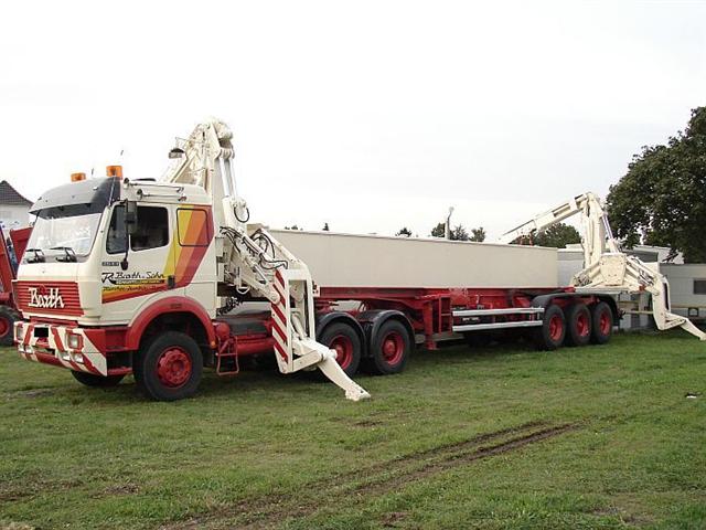 Olympia Looping photos - Coaster101