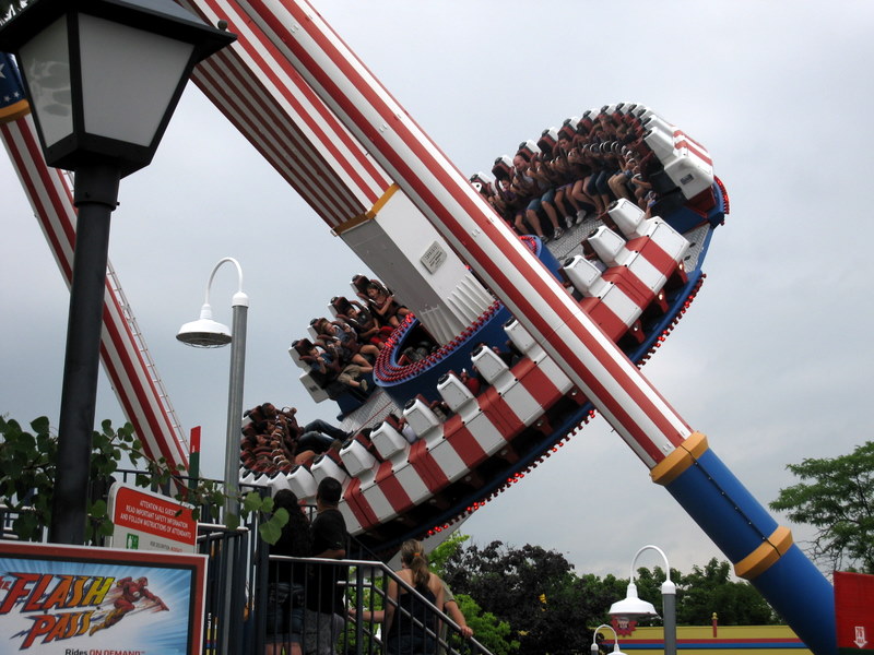 Trip Report: Rainy Day at Six Flags Great America, Part 2 - Coaster101