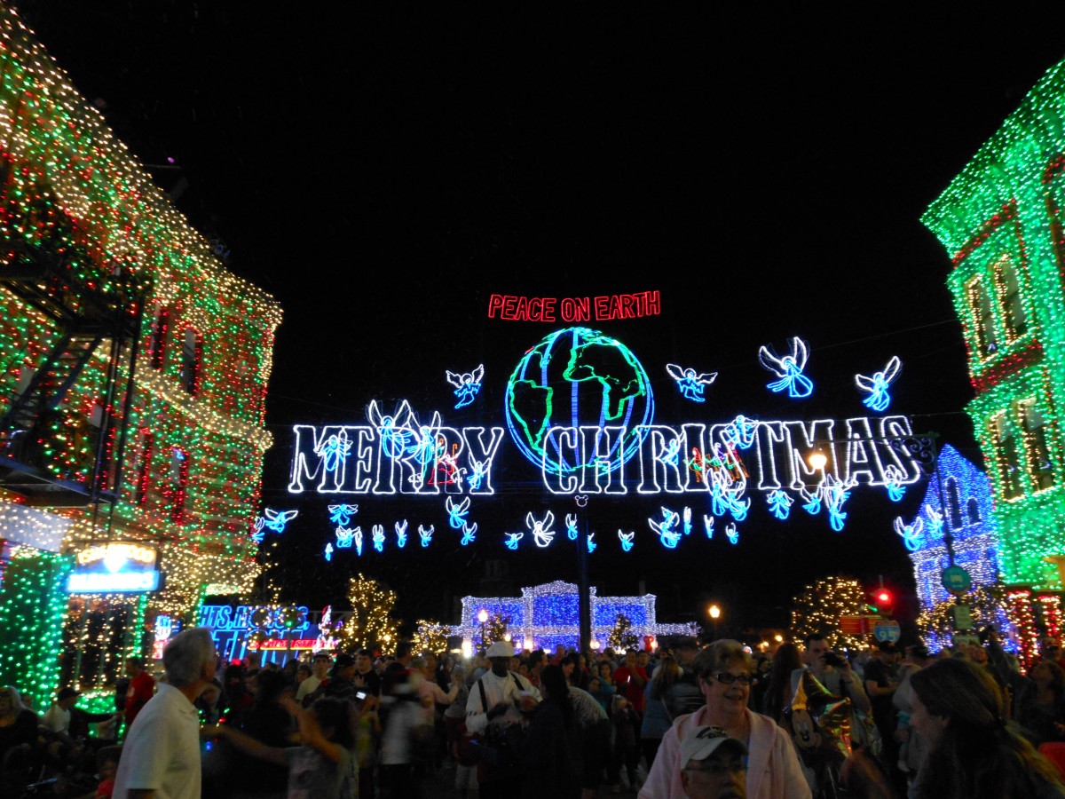 Walt Disney World Holiday Celebrations - Coaster101