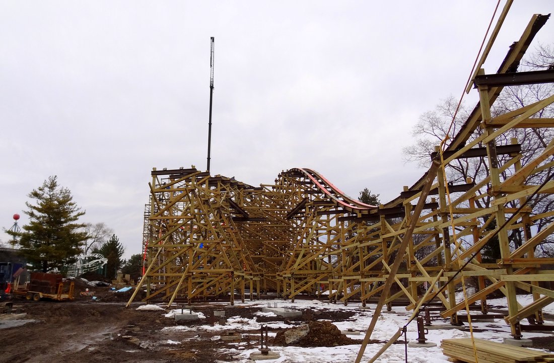 Six Flags Goliath Construction