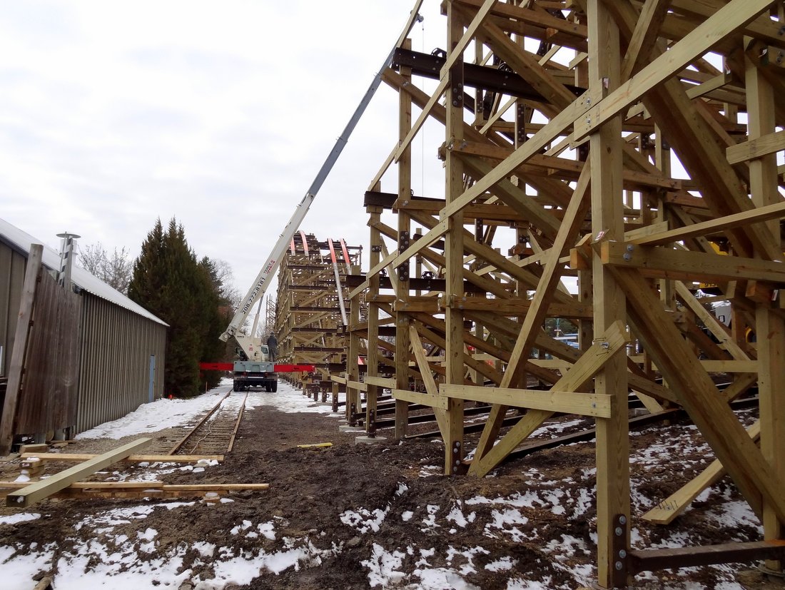 Goliath Construction at Six Flags Great America - Coaster101