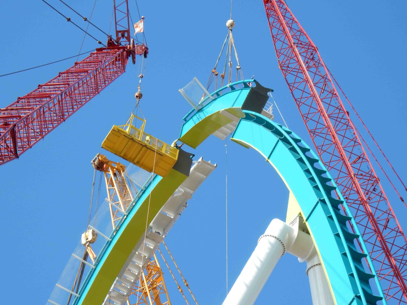 A-Z Coaster of the Week: Fury 325 - Coaster101