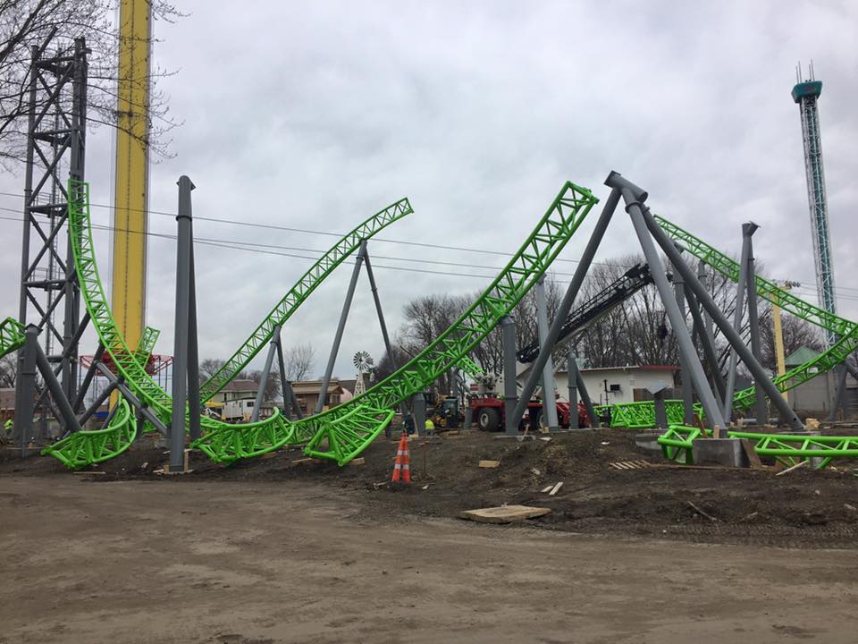 The Monster Goes Vertical at Adventureland - Coaster101