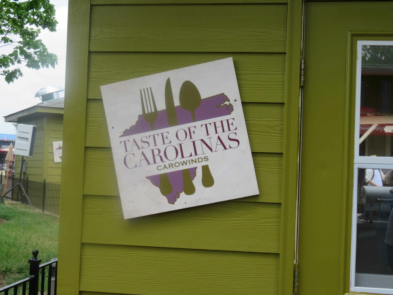 How to Eat Your Way Through Carowinds' Taste of the Carolinas