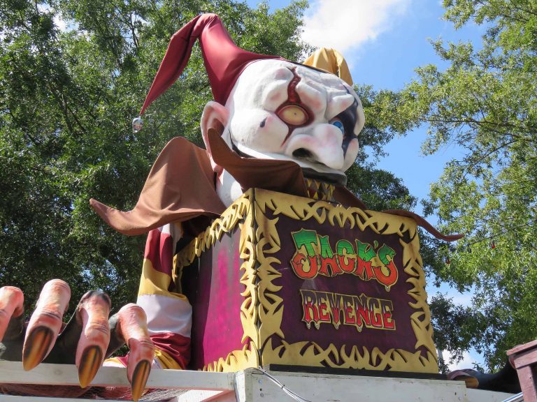 Ranking The Scares of SCarowinds 2017 - Coaster101