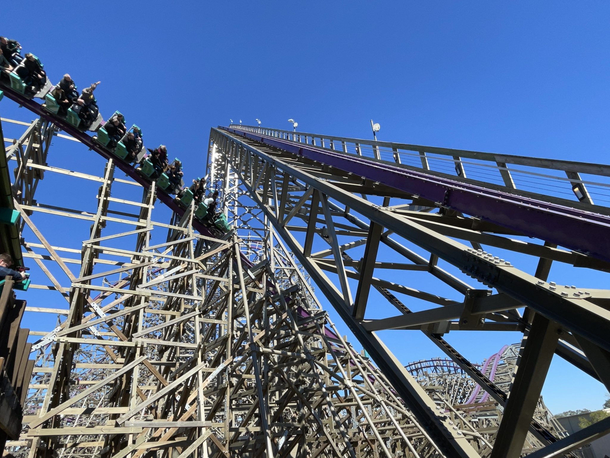 Iron Gwazi: Our Review and Reactions - Coaster101