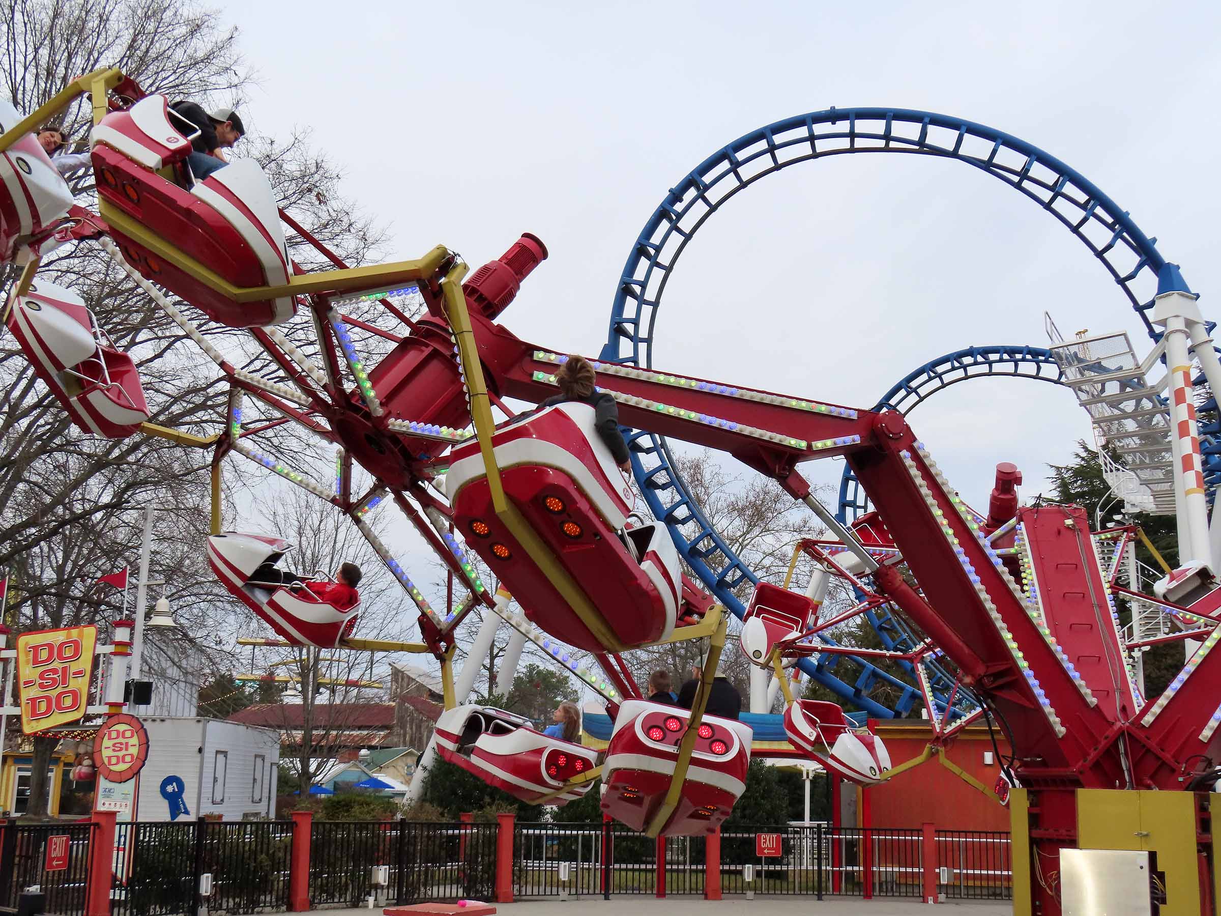 A Walk In The Park: Carowinds Winter Weekends - Coaster101