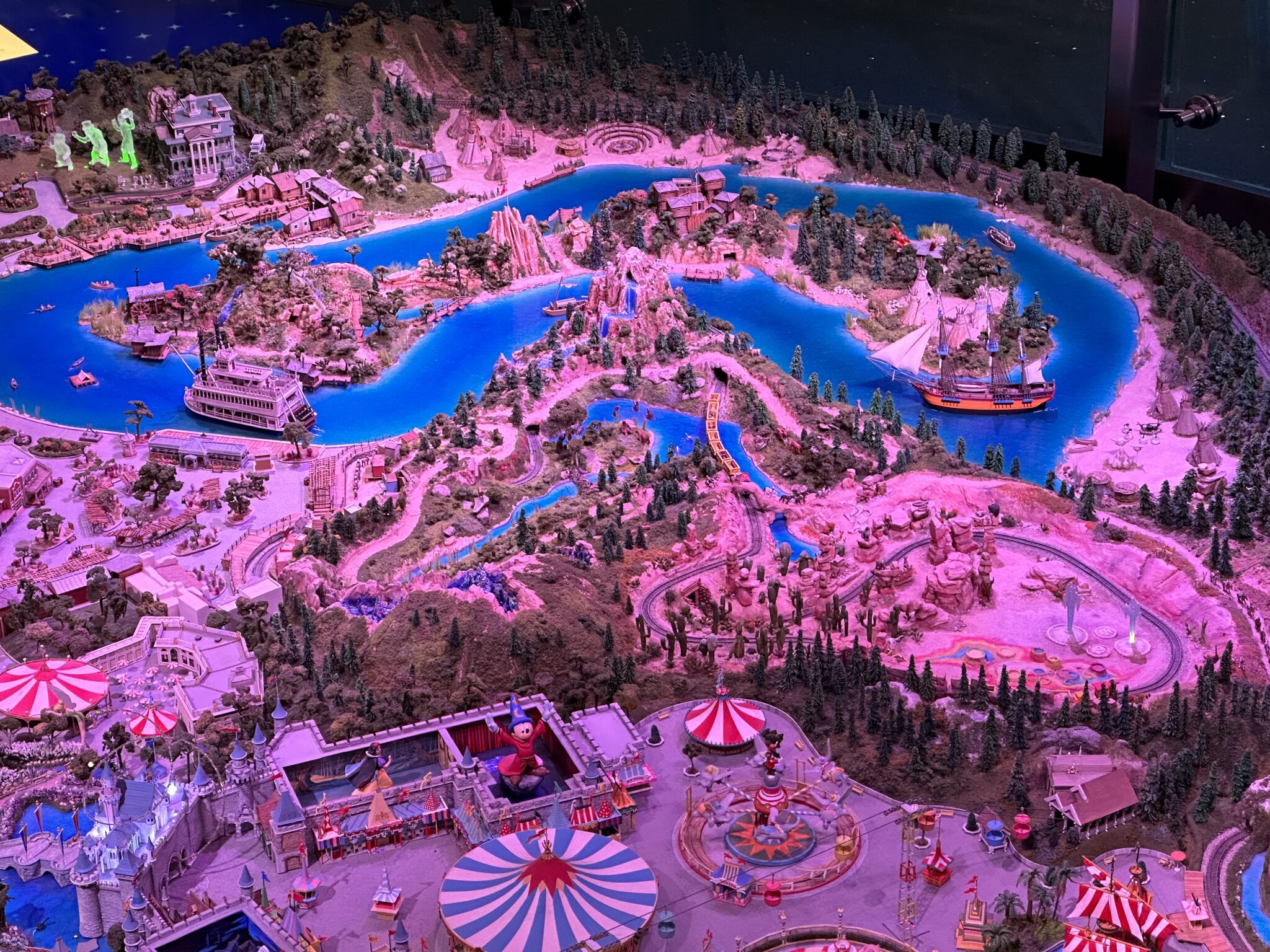 Can't-Miss Disneyland Model at The Walt Disney Family Museum in San ...