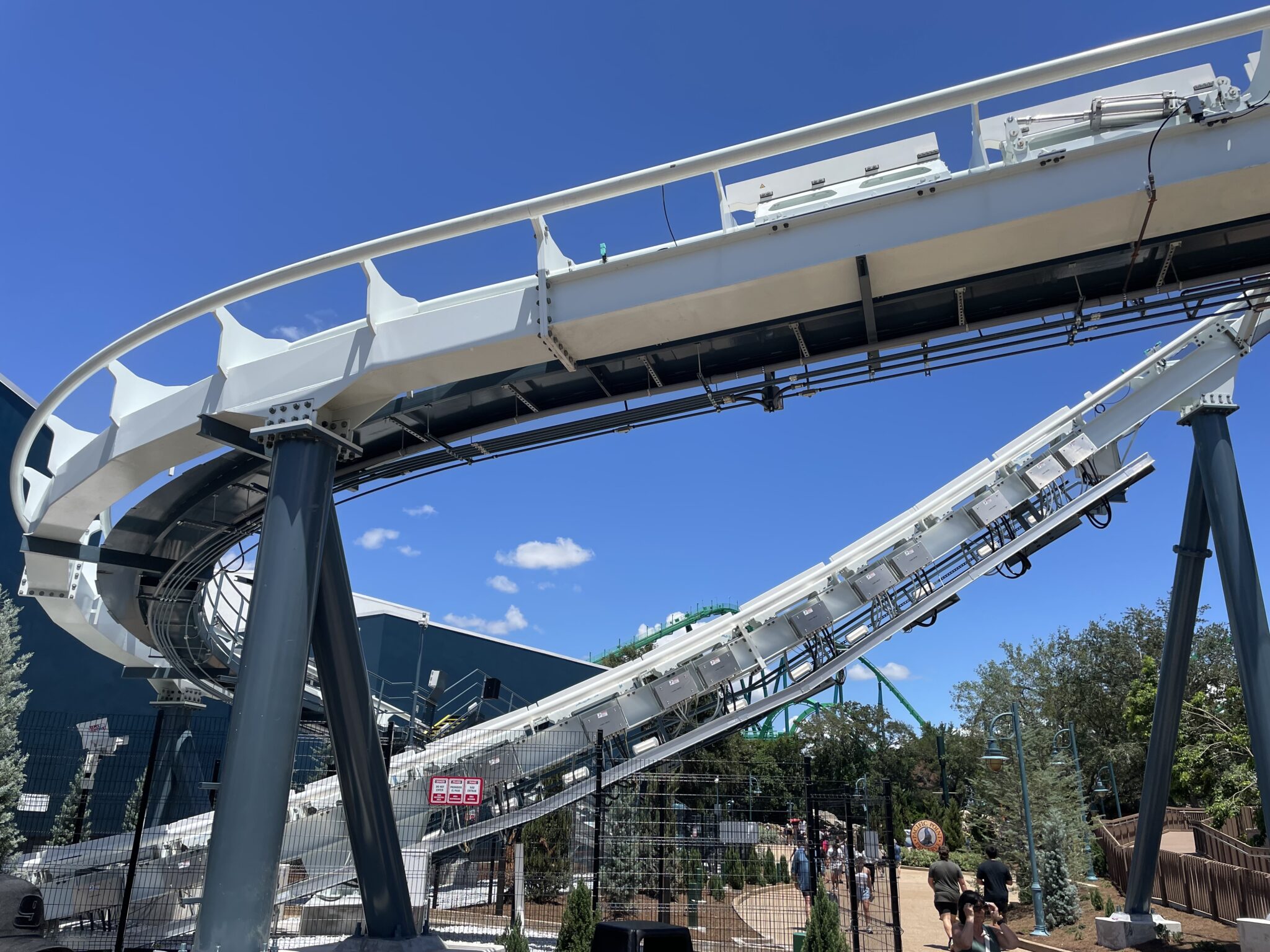Review: Penguin Trek at SeaWorld Orlando - Coaster101