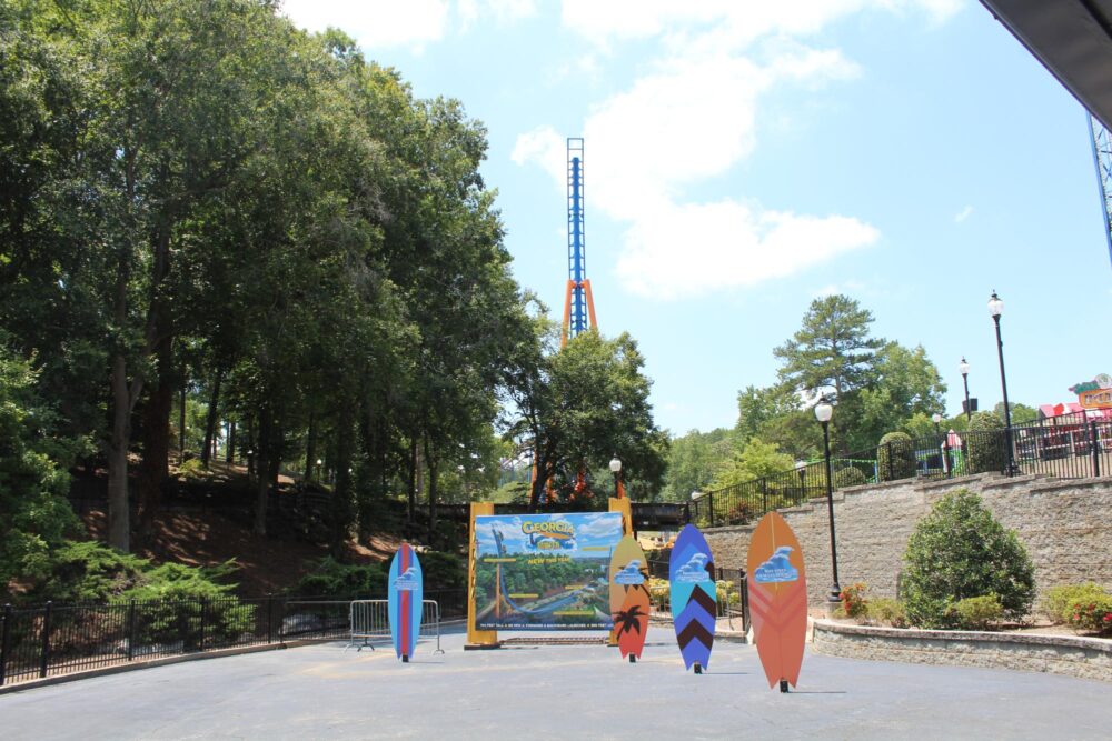 Georgia Surfer Construction Update at Six Flags Over Georgia - Coaster101