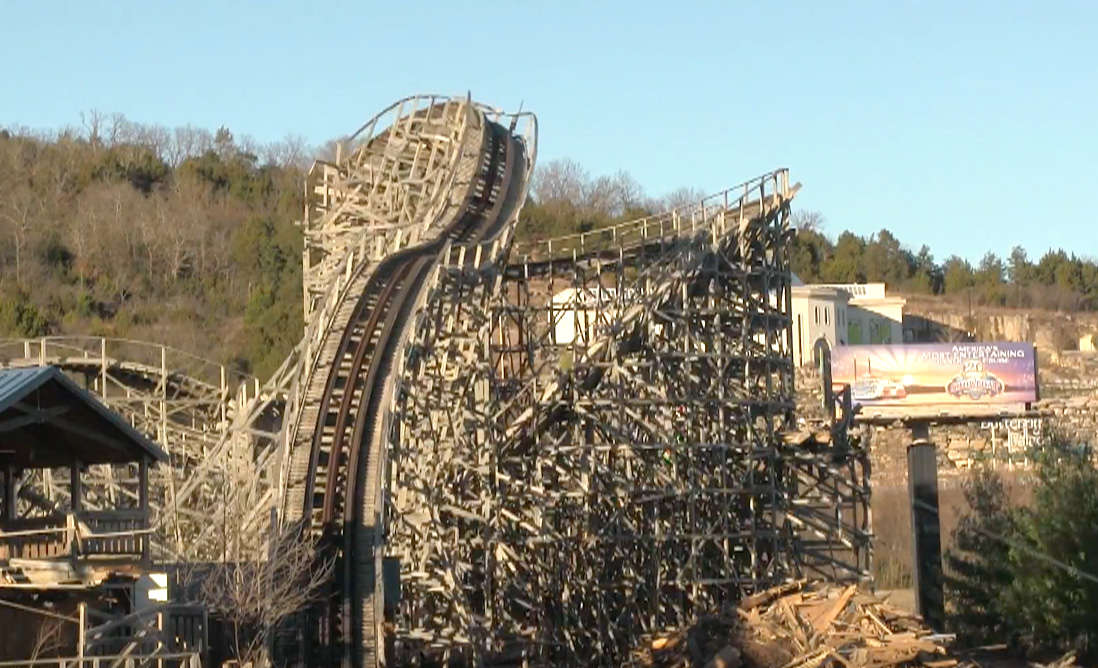 8 Times A Roller Coaster Demolition Was Caught On Camera - Coaster101
