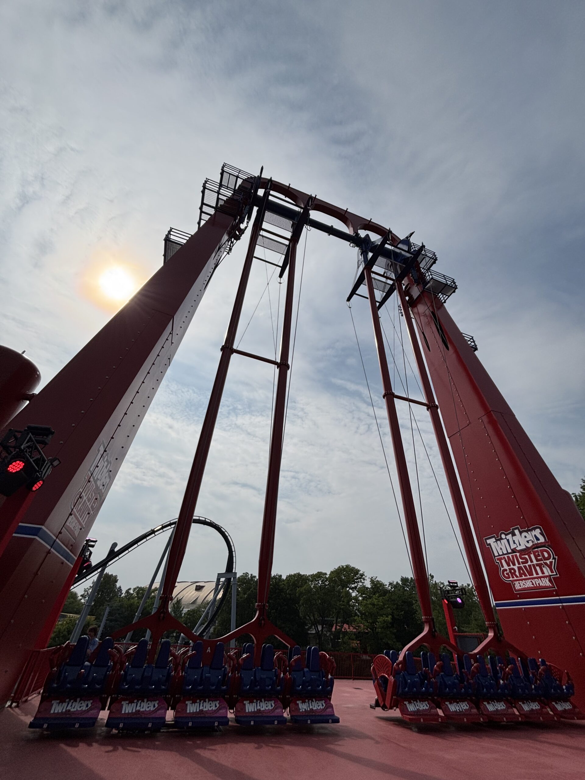 Review: Twizzlers Twisted Gravity at Hersheypark - Coaster101