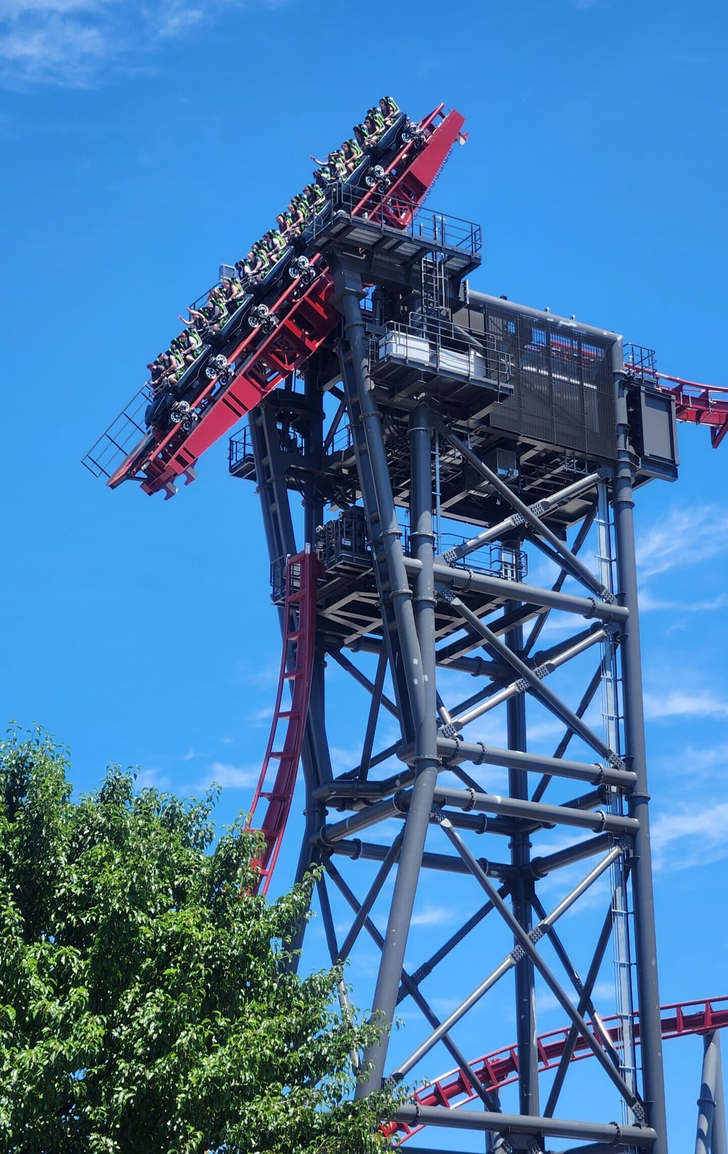 Siren's Curse Review: Everything You Need To Know About Cedar Point's ...