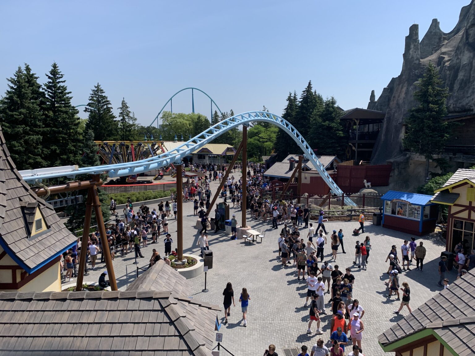 Fire, Ice, & Everything Nice: AlpenFury Review - Coaster101