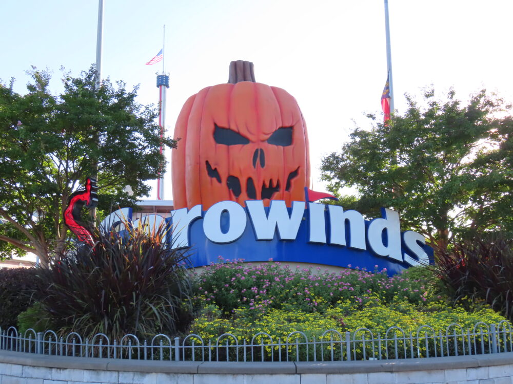The Coaster101 Podcast: Coasters(101) Haunts & Dark Rides Talks ...